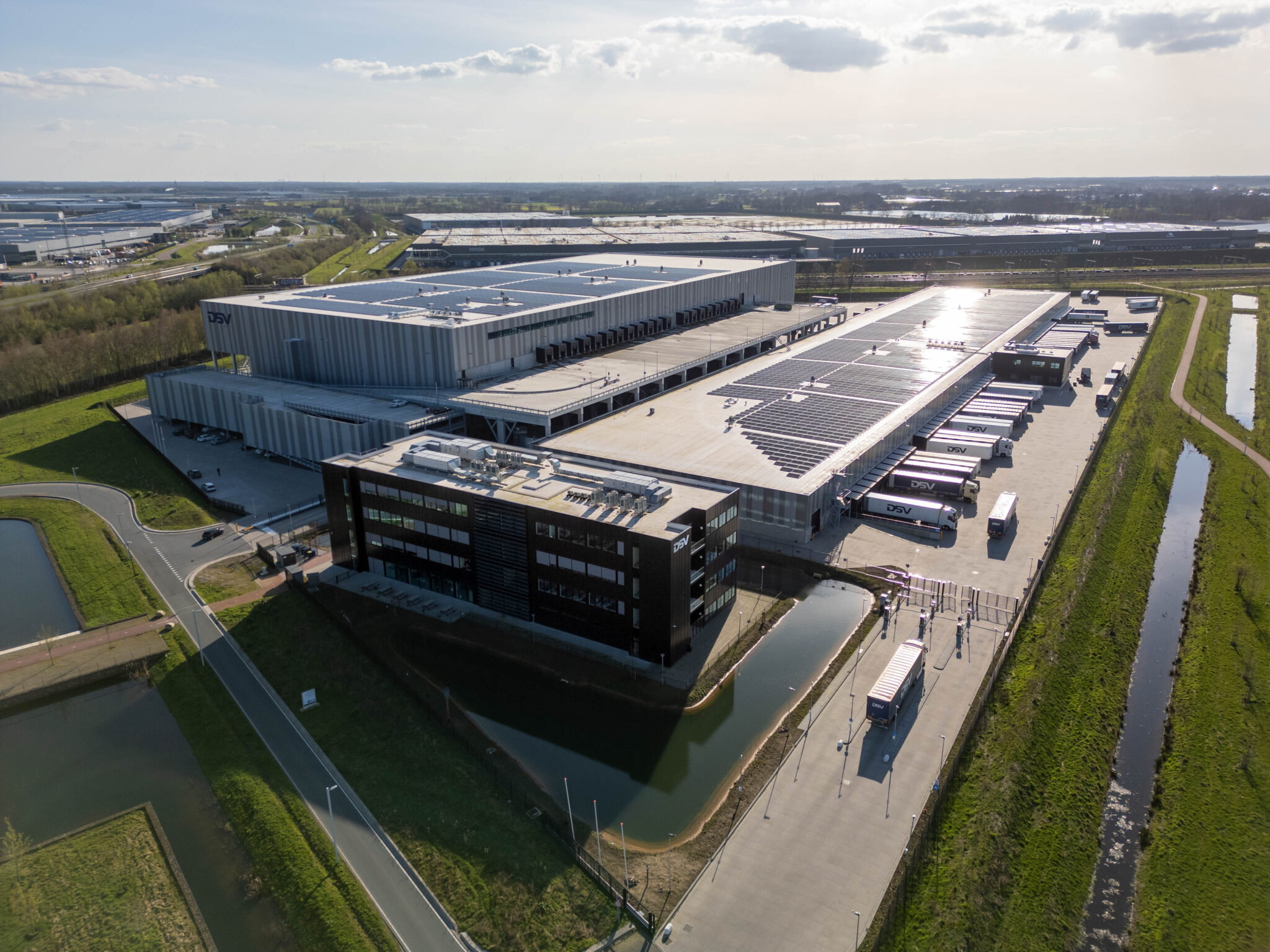 Dsv Venlo nieuwbouw: de toekomst van distributiecentra in Nederland
